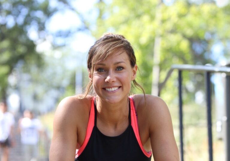 Vi tar ett snack med Sara Back. En av våra nya stammisar som började ...